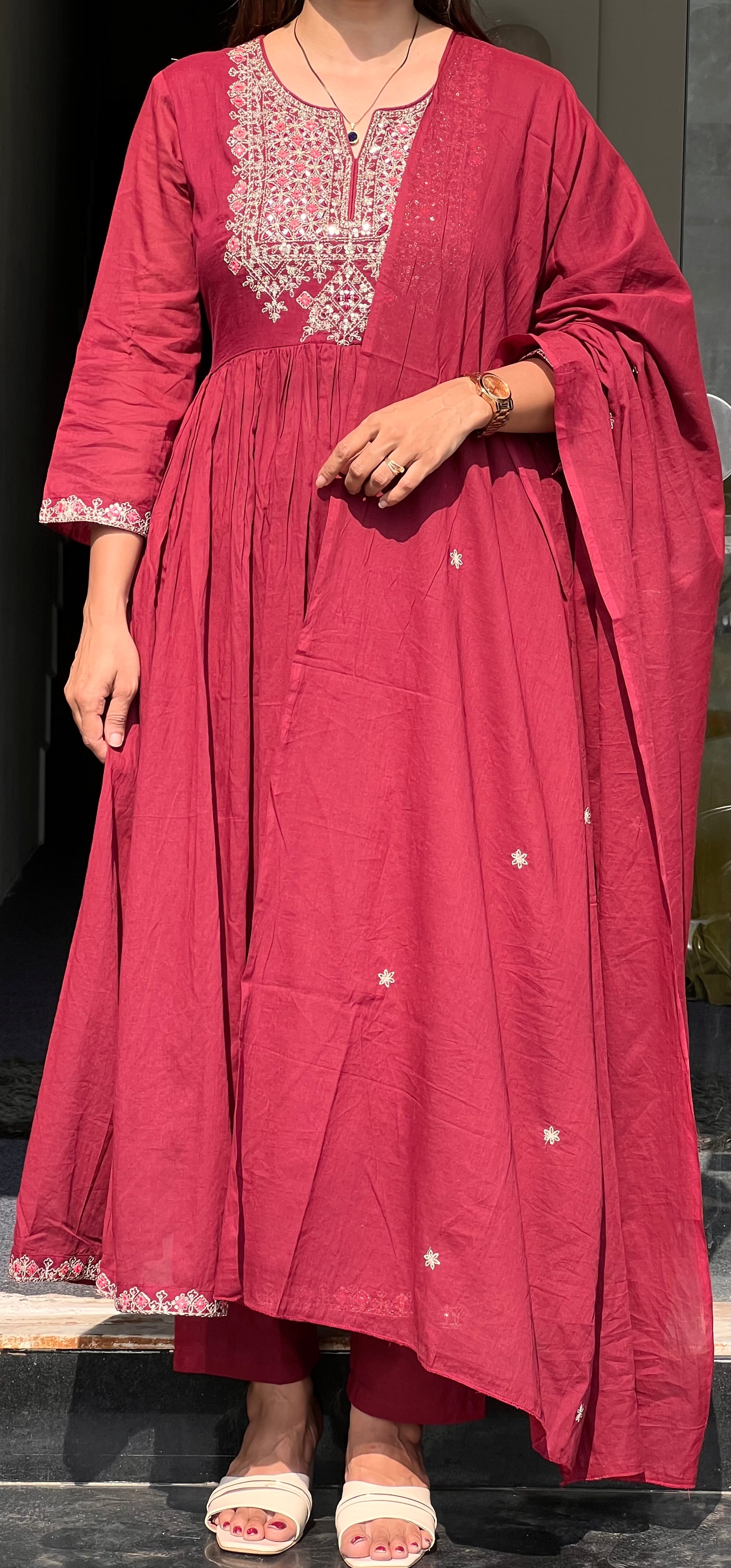 Maroon Mul Pair – Naina Designer